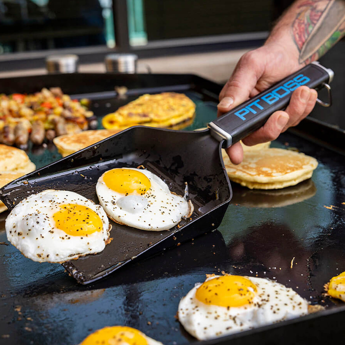 Pit Boss Ultimate Griddle Breakfast Kit Perfect Eggs and Pancakes Ever ...